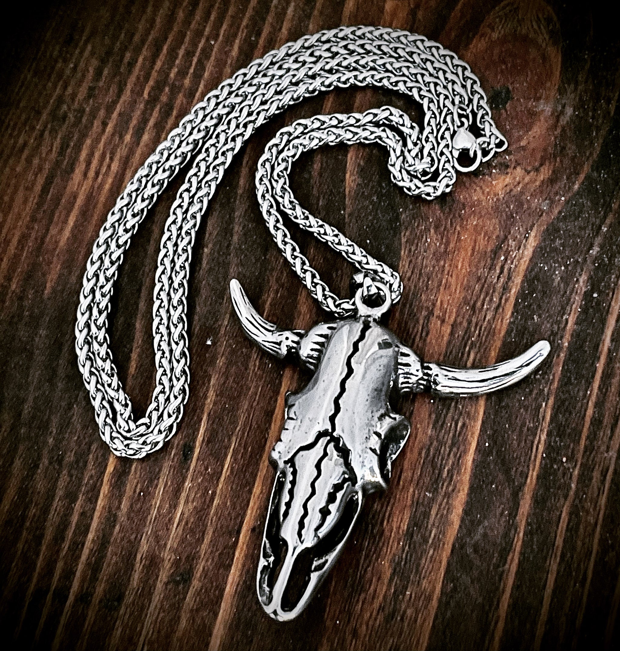 Bull Skull Necklace hyck